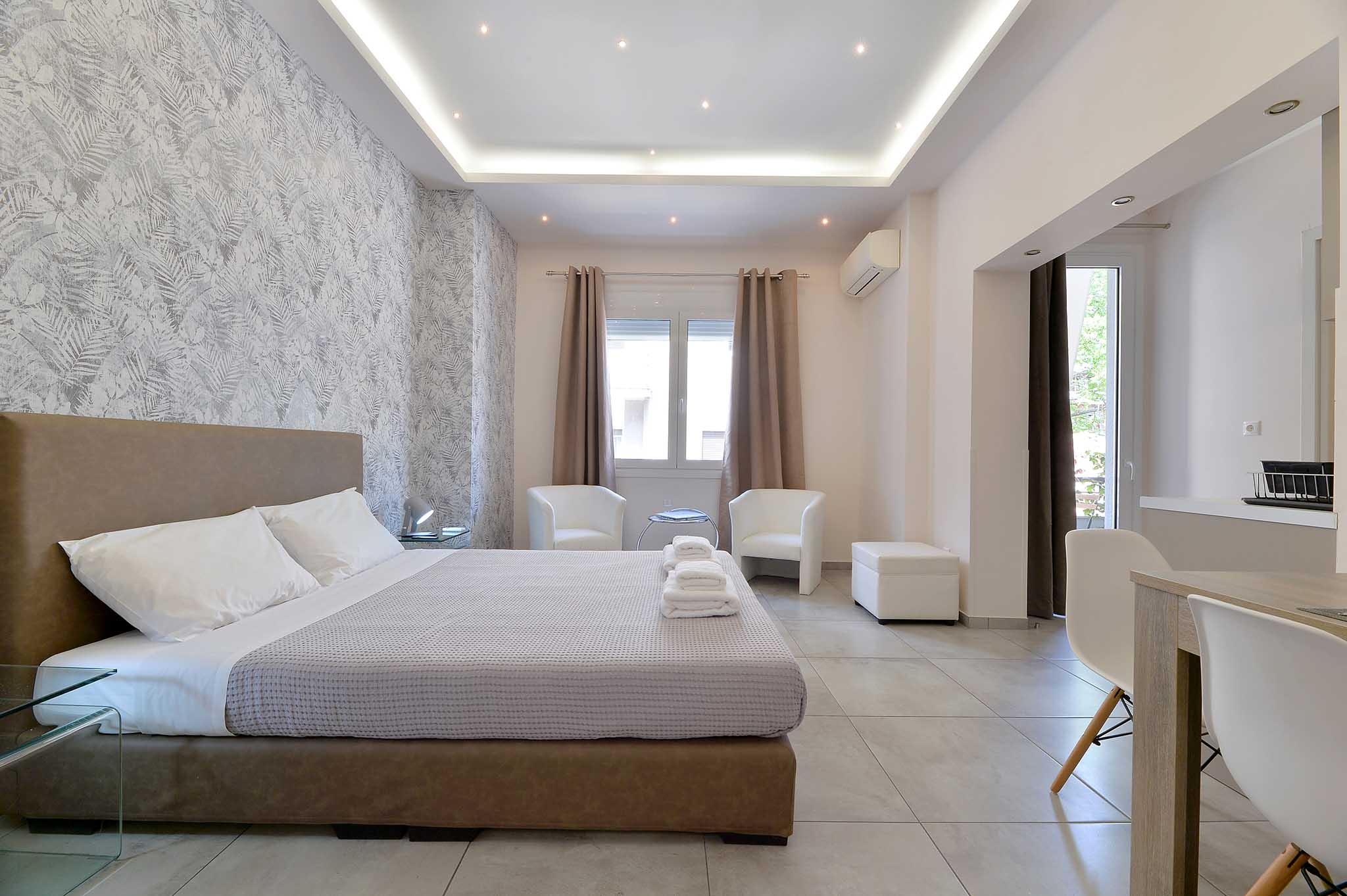 Photo Gallery / ALEKOS APARTMENTS & SUITES / Athens-Artemida